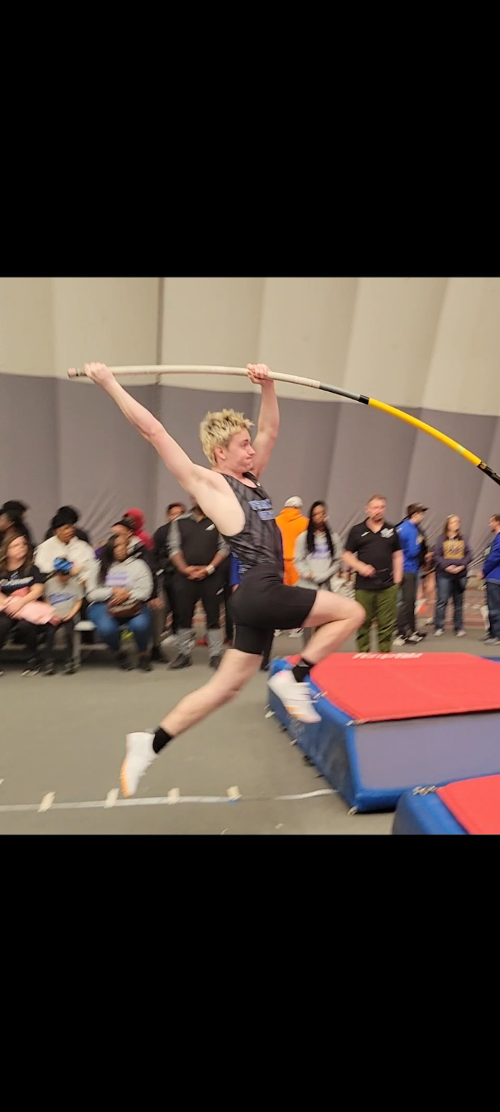 Flashes Tracks Opens Indoor Season at Red Devil Classic - Franklin ...